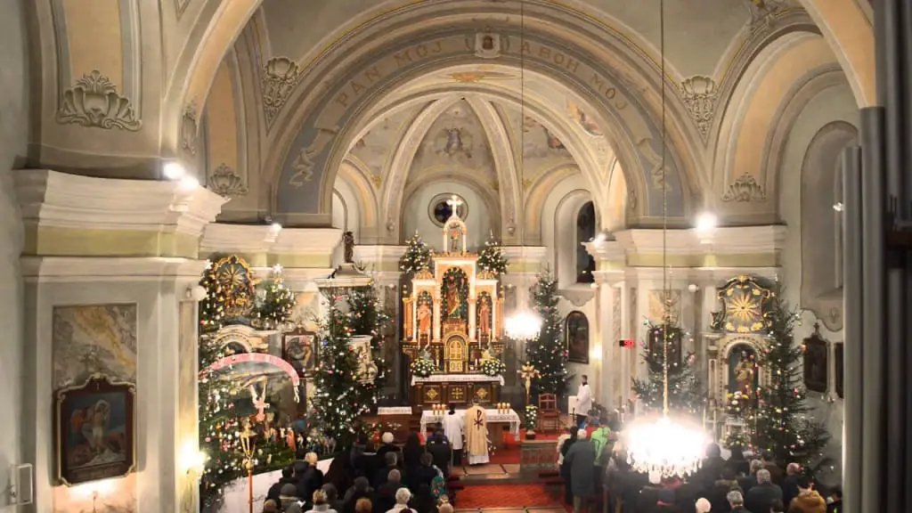 How does Slovakia Celebrate Christmas? Dinner, Customs & Traditions ...
