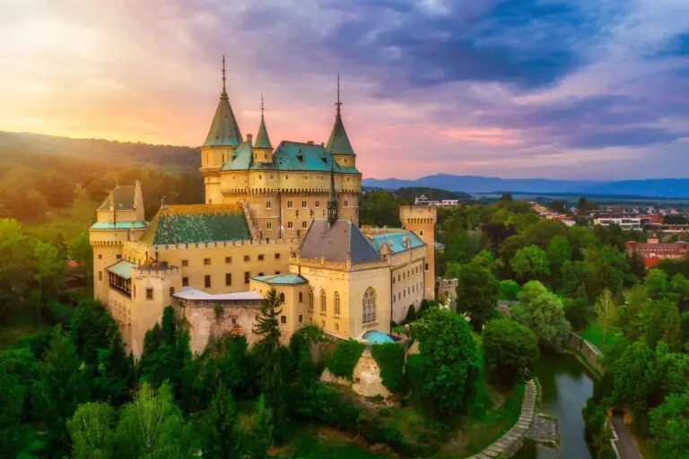 All About Castles in Slovakia (Oldest, Biggest, etc.) – Explore Little ...